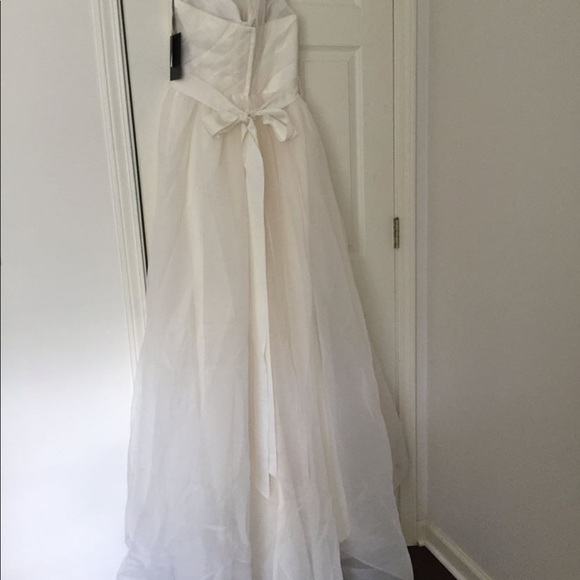 Vera Wang | Dresses | Vera Wang White Collection Wedding Dress | Poshmark